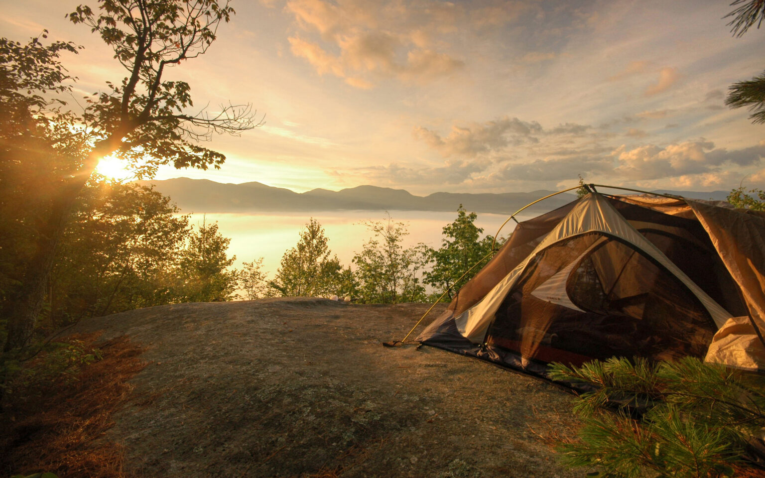 Dream Meaning of Camping